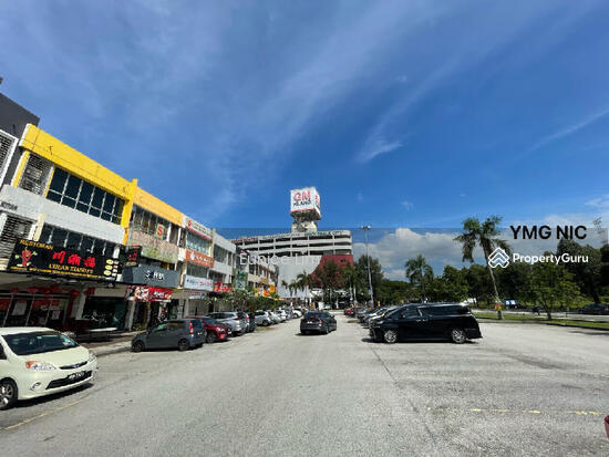 Facing Main Road Bandar Botanic Klang 3 Storey Shop Lot, Bandar Botanic ...
