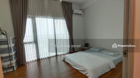 Armani Soho, Jalan TP 3, Taman Perindustrian UEP, Subang Jaya, Selangor ...