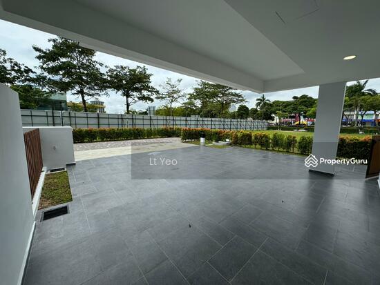 Cluster House for Sale in Bandar Baru Permas Jaya (Permas Jaya) - Lt Yeo