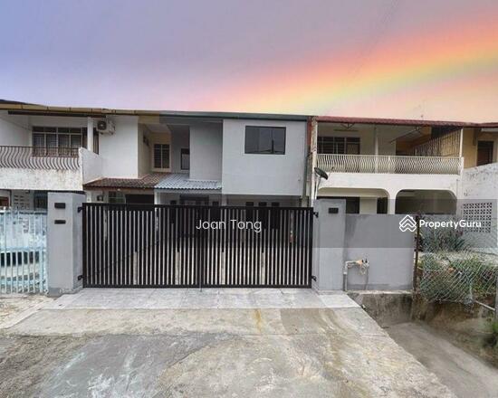 2-storey Terraced House for Sale in Taman Perling (Perling) - Joan Tong