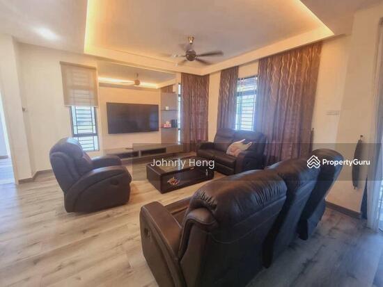 Cluster House for Sale in Austin (Johor Bahru) - Johnny Heng