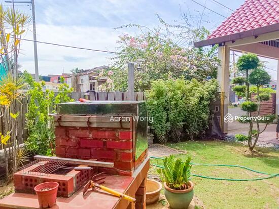 Bungalow for Sale in Port Dickson (Negeri Sembilan) - Aaron Wong