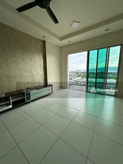 Condominium for Sale at Elit Heights @ Bayan City - Li Hwa