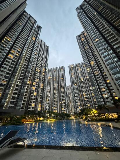 Condominium for Sale at R&F Princess Cove Phase 2-Seine Region - Adam Diong