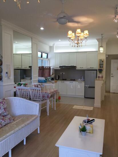 Apartment for Sale at Bunga Raya Apartment - Kim L. Law