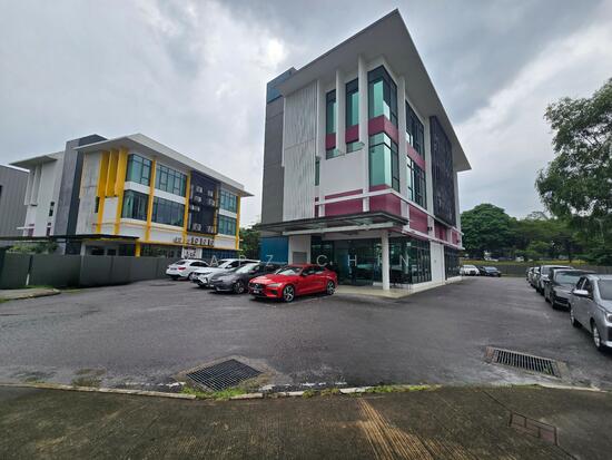 Commercial Bungalow for Rent in Kota Kemuning (Shah Alam) - Yapz Chin