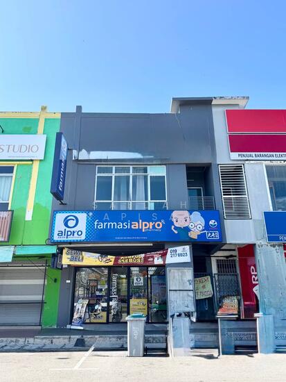 Shop for Rent in Pekan Benut (Benut) - Saedah Napisah