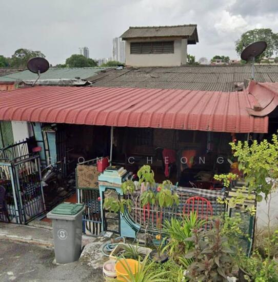 1-storey Terraced House for Sale in Taman Dahlia (Tampoi) - Fion Cheong