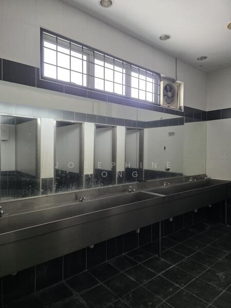 Wisma CKE @ Sri Bahtera untuk Untuk Disewa - RM 70,534 /bulan (2024) | PropertyGuru Malaysia