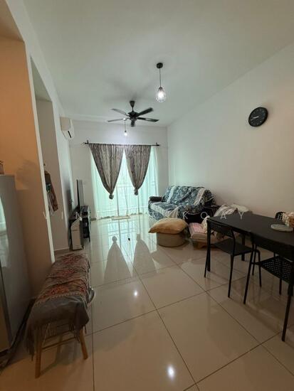 Condominium for Sale at Solaria Residences - Vincent Koay