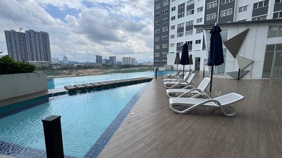 Condominium for Sale at Platinum OUG Residence - Patriciar Tham