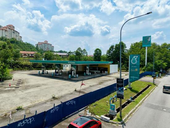 Petronas Petrol Station @ Bandar Kinrara, Puchong untuk Untuk Dijual ...