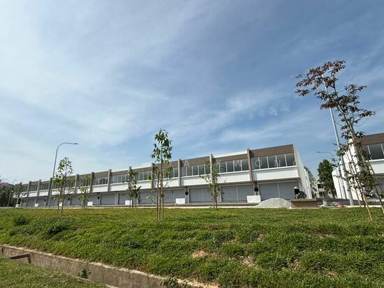Shop for Sale in Bandar Tasik Kesuma (Beranang) - FEELICIA KWONG