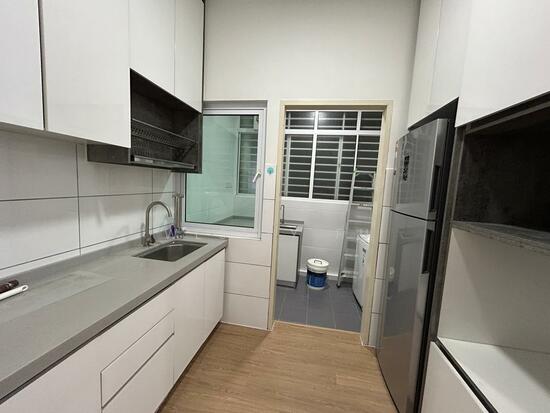 Condominium for Rent at The Holmes 1 - Wesley Fu