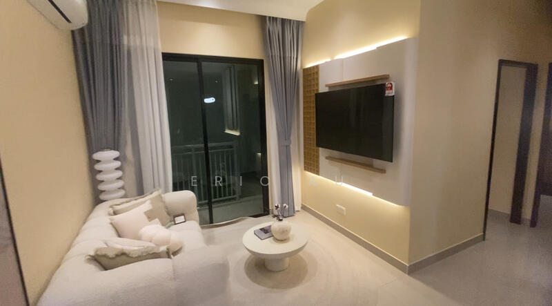 Apartment for Sale at Pinegate Residency Project~Kimlun Land - Eric Au