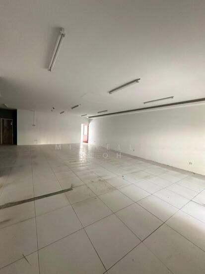 Modern Shoplot Space, Kuchai Lama, Kuala Lumpur untuk Untuk Disewa - RM ...