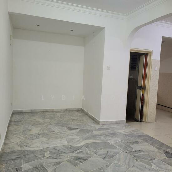 2-storey Terraced House for Sale in Usj 13 (Subang Jaya) - Lydia Loo