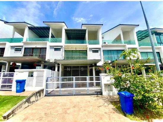 3-storey Terraced House for Sale in Denai Alam (Shah Alam) - Affan Syahir