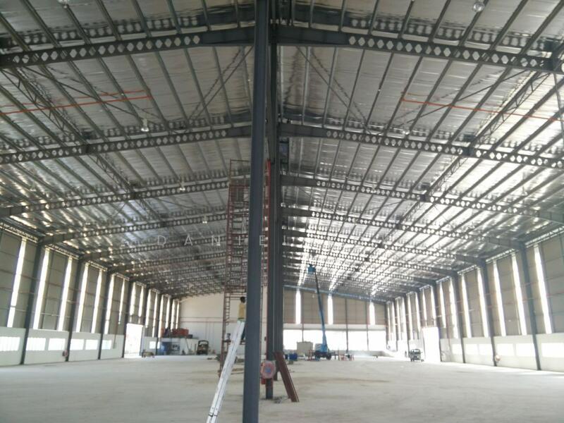 RM1.8/sqft Rental! 4ton/m2! 45ft Ceiling! Prime Location Telok Gong ...