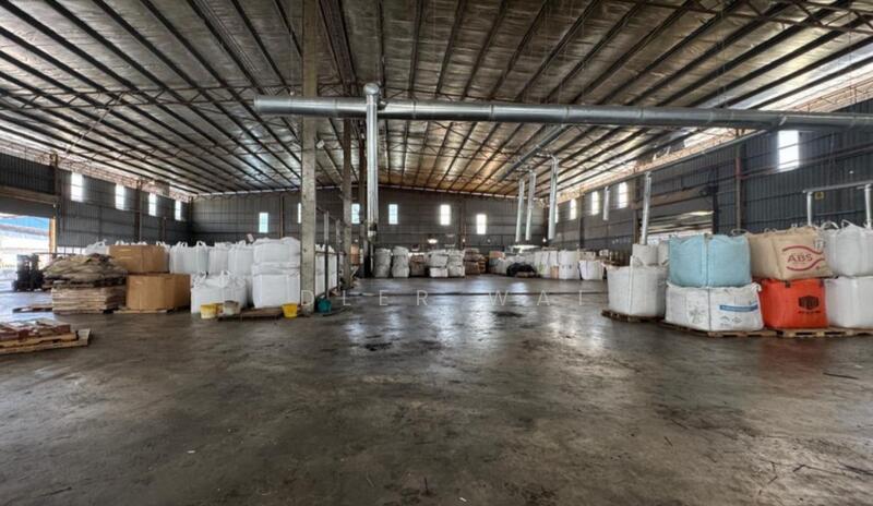 2 Adjoining Semi-D Factories @ Lunas Taman Makmur untuk Untuk Disewa ...