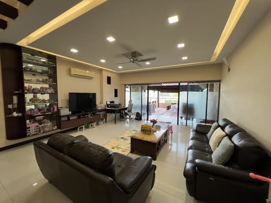 Condominium for Rent at 1 Bukit Utama - Key Ling