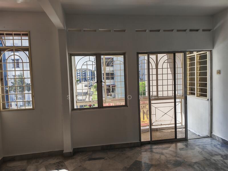 Apartment for Sale at Subang Perdana Goodyear Court 6 - Sky Loong