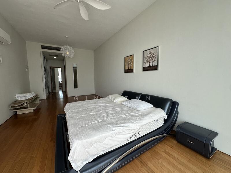 Condominium for Rent at 8 Gurney (The Shore Condominium) - Gina Tan