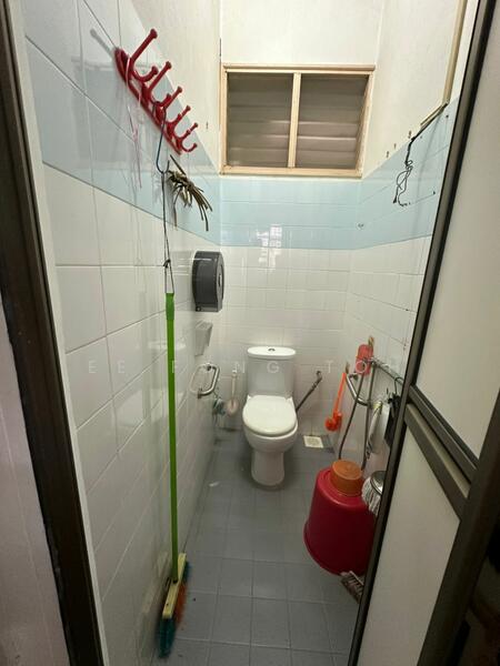 Shop / Office for Sale in Taman Daya (Johor Bahru) - Ee Fong Toh