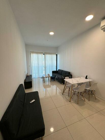Condominium for Rent at Queens Residences Q2 @ Queens Waterfront - Jas Ang