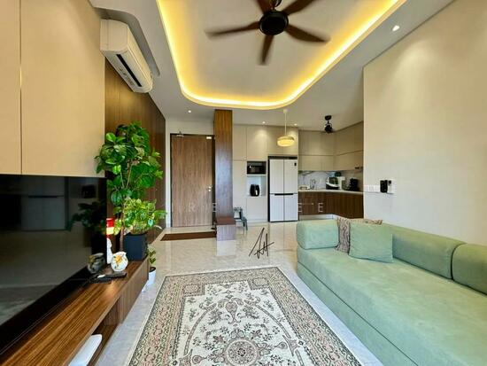 Service Residence for Rent at Altris Residences @ The Quartz WM - Diren Tee