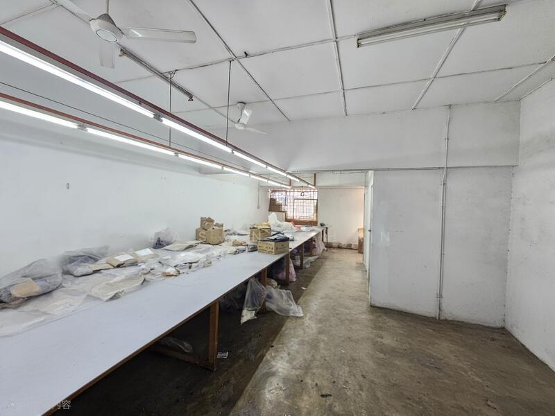 Shop for Sale in Taman Muda (Ampang) - Eason Chan