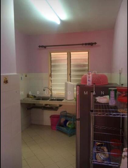 Flat for Rent at Flat PKNS Section 7 - Harun Osman