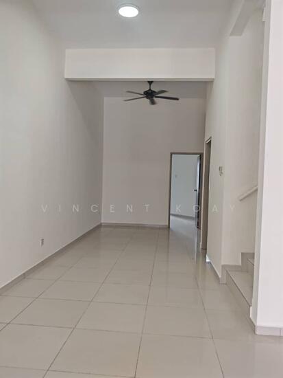 3-storey Terraced House for Sale in Bayan Lepas (Penang) - Vincent Koay