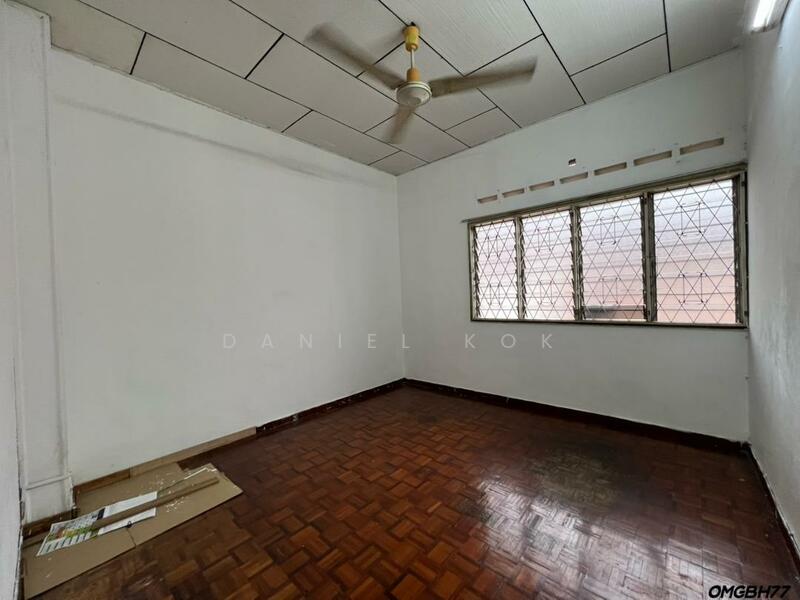 RM550k! 24x75ft! 4R3B! Value Buy Tepi Sungai Teluk Pulai Klang 2 Sty ...