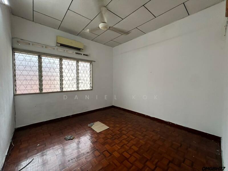 RM550k! 24x75ft! 4R3B! Value Buy Tepi Sungai Teluk Pulai Klang 2 Sty ...