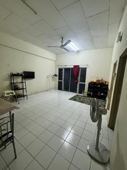 Flat for Rent at Sri Manja Square Petaling Jaya - Michael Lee