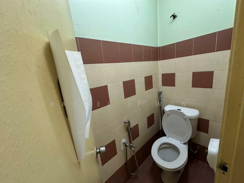 Shop / Office for Rent in Taman Danau Desa (Taman Desa) - Rachel Ji Won