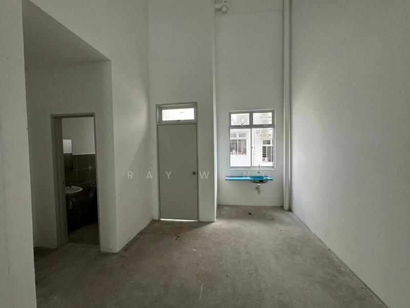 Shop / Office for Rent in Taman Mount Austin (Tebrau) - Ray Wong