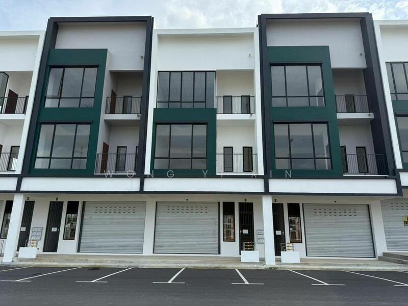 Shop for Rent in Austin Crest (Johor Bahru) - Wong Yi Xin