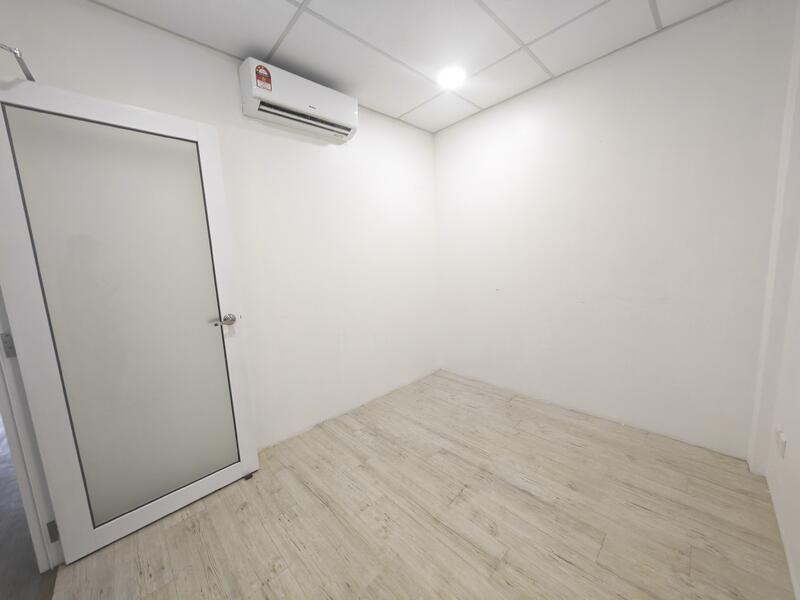 Shop / Office for Rent in Taman Mount Austin (Tebrau) - Kasper Lee