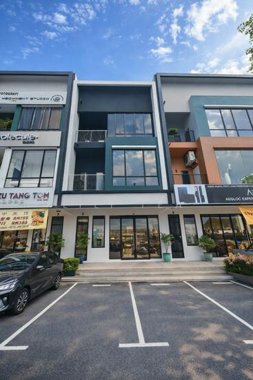 Shop / Office for Rent in Austin Crest (Johor Bahru) - Lili Tea