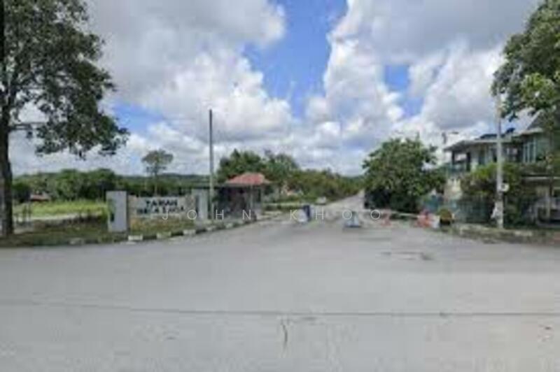 Semi-Detached House for Sale in Nilai (Negeri Sembilan) - John Khoo