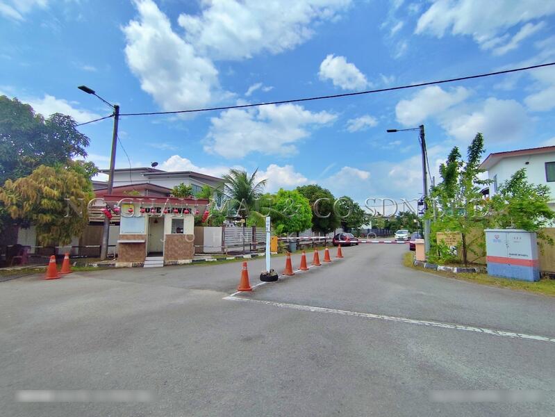 Semi-Detached House for Sale in Nilai (Negeri Sembilan) - John Khoo
