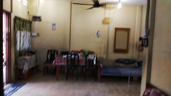 1-storey Terraced House for Sale in Petaling Jaya (Selangor) - Esharani