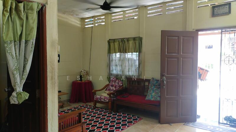 1-storey Terraced House for Sale in Petaling Jaya (Selangor) - Esharani