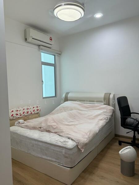 Apartment for Sale at The Rise Collection 3 - Stella Cheng