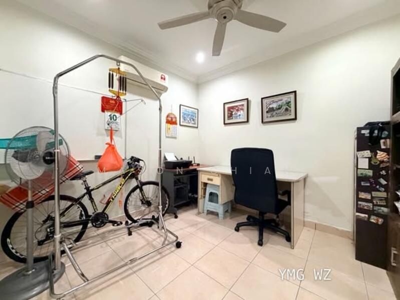 2-storey Terraced House for Sale in Bandar Bukit Raja (Klang) - Mason Chiah