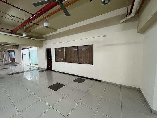 Retail Office for Sale in Kota Damansara (Selangor) - Bernard Wong