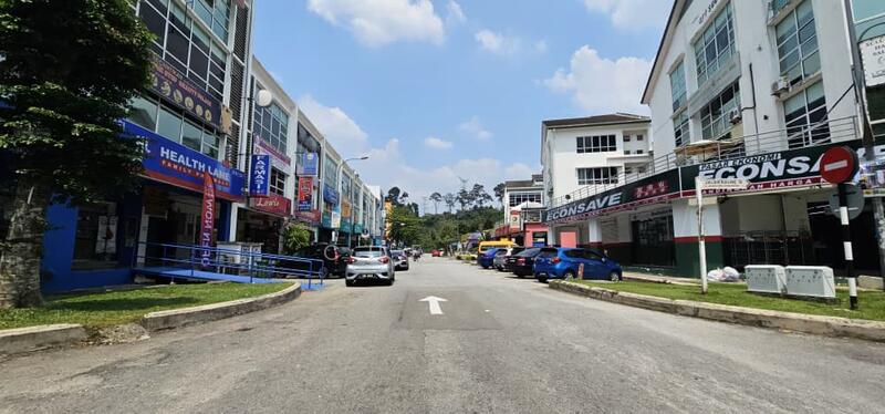 Shop for Rent in Equine Business Park (Seri Kembangan) - Chew