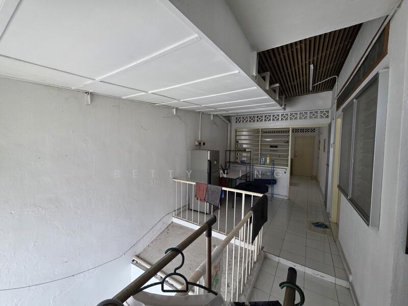 2-storey Terraced House for Sale in Seksyen 17 (Petaling Jaya) - Betty Ning